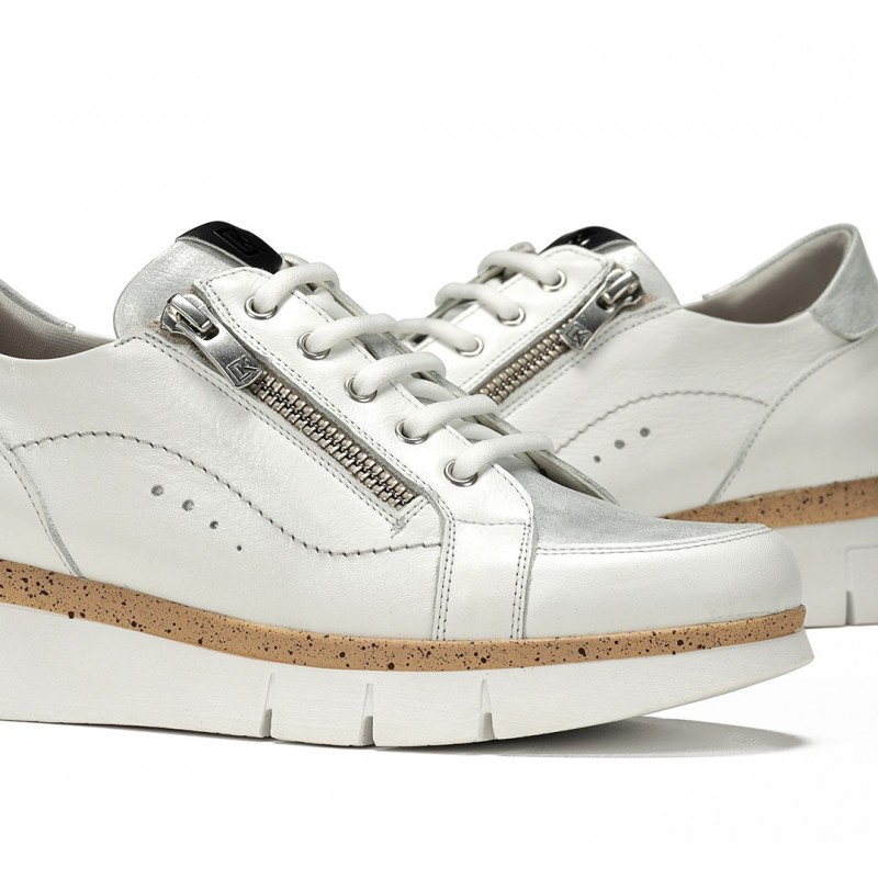 Deportivas de mujer Dorking India D9301 color blanco.