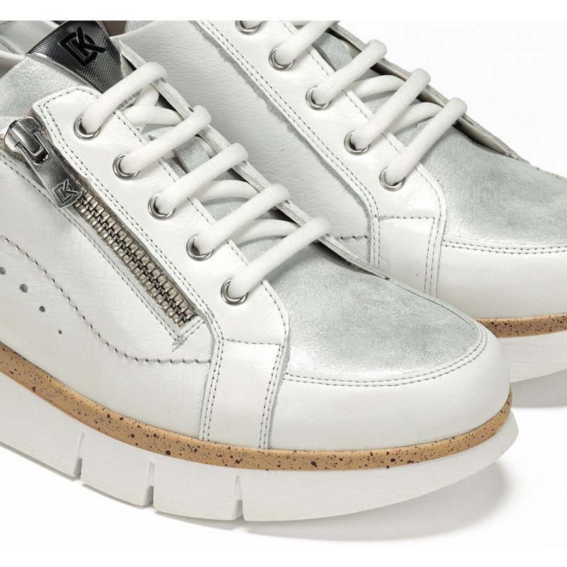 Deportivas de mujer Dorking India D9301 color blanco.